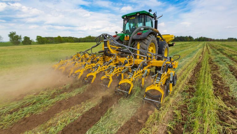 Strip-till cultivators | BEDNAR FMT