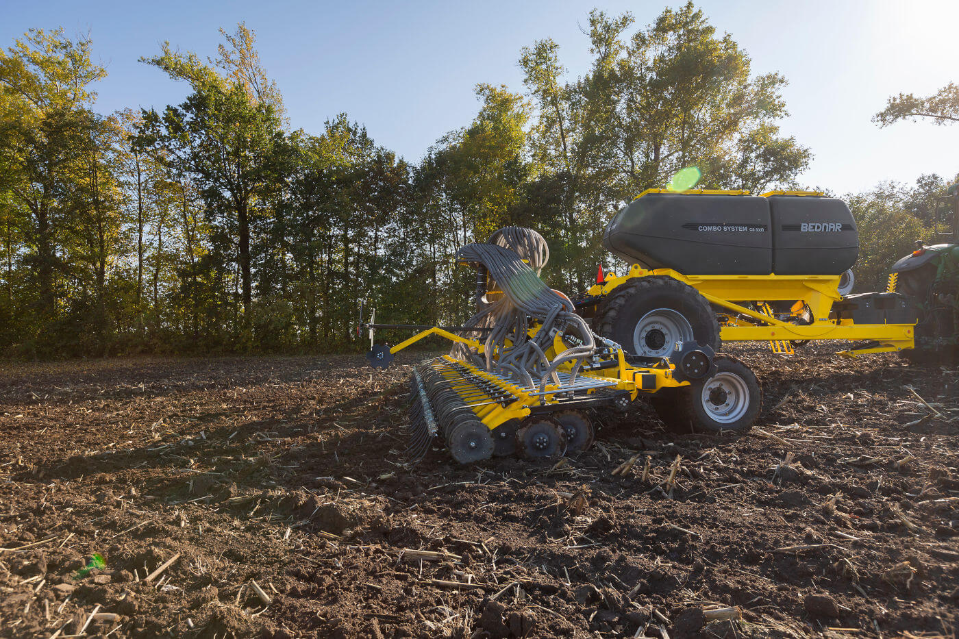 COMBO SYSTEM CS Double-Chamber trailed hopper | BEDNAR FMT